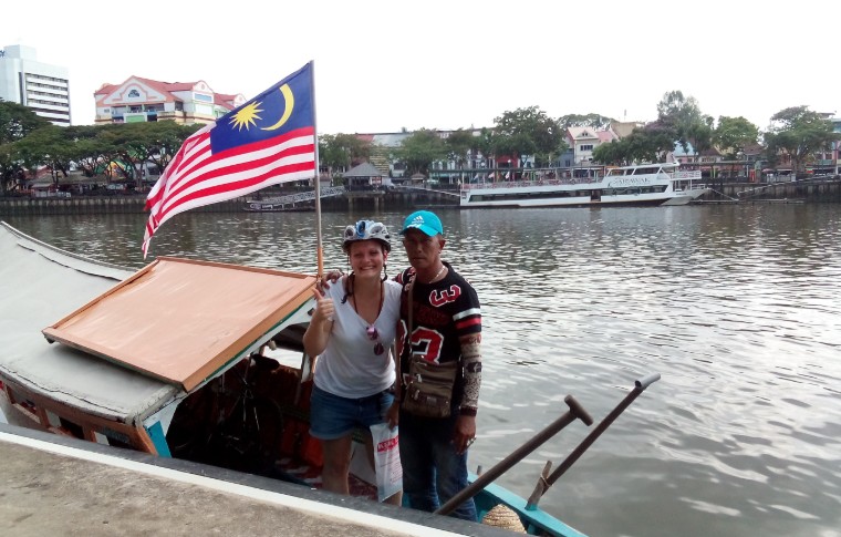 Malay Kampongs, Kuching Day Tour by Bicycle | Paradesa Borneo