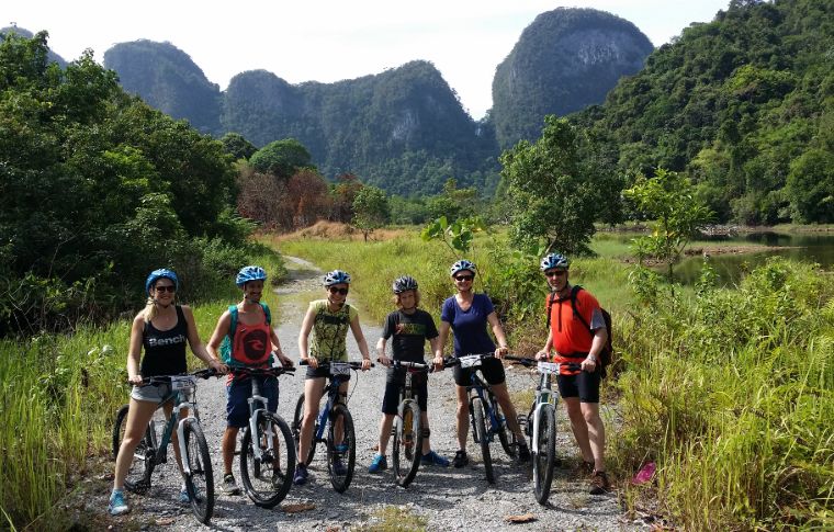 Ultimate Borneo: Off-Road Bike, Kayak, & Cave Adventure - Paradesa Borneo
