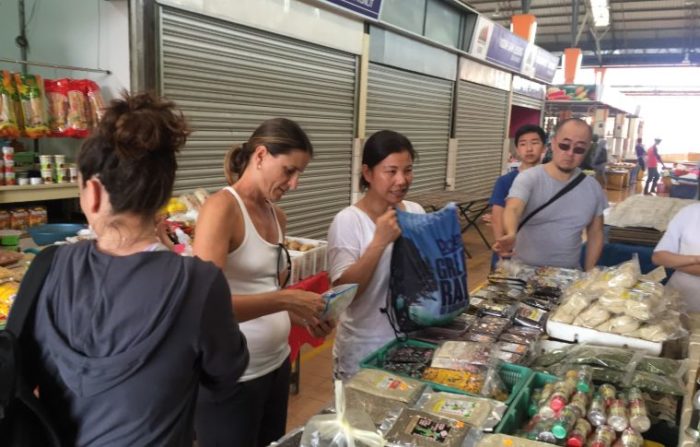 A Taste of Sarawak: Kuching Food by Foot - Paradesa Borneo