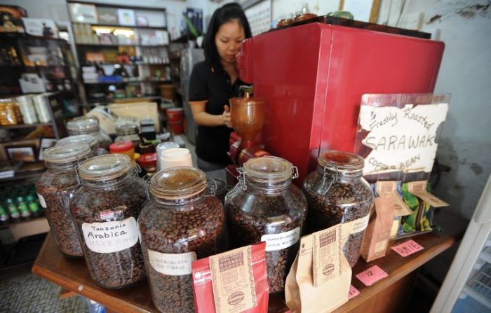 A Taste of Sarawak: Kuching Food by Foot - Paradesa Borneo