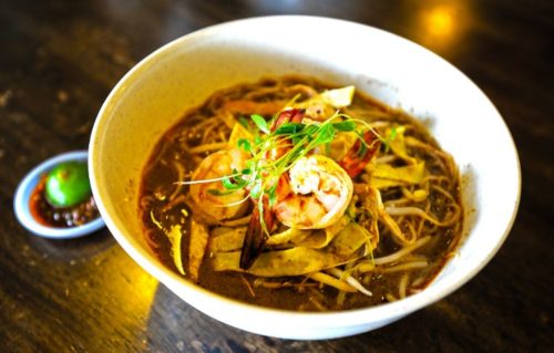 A Taste of Sarawak: Kuching Food by Foot - Paradesa Borneo